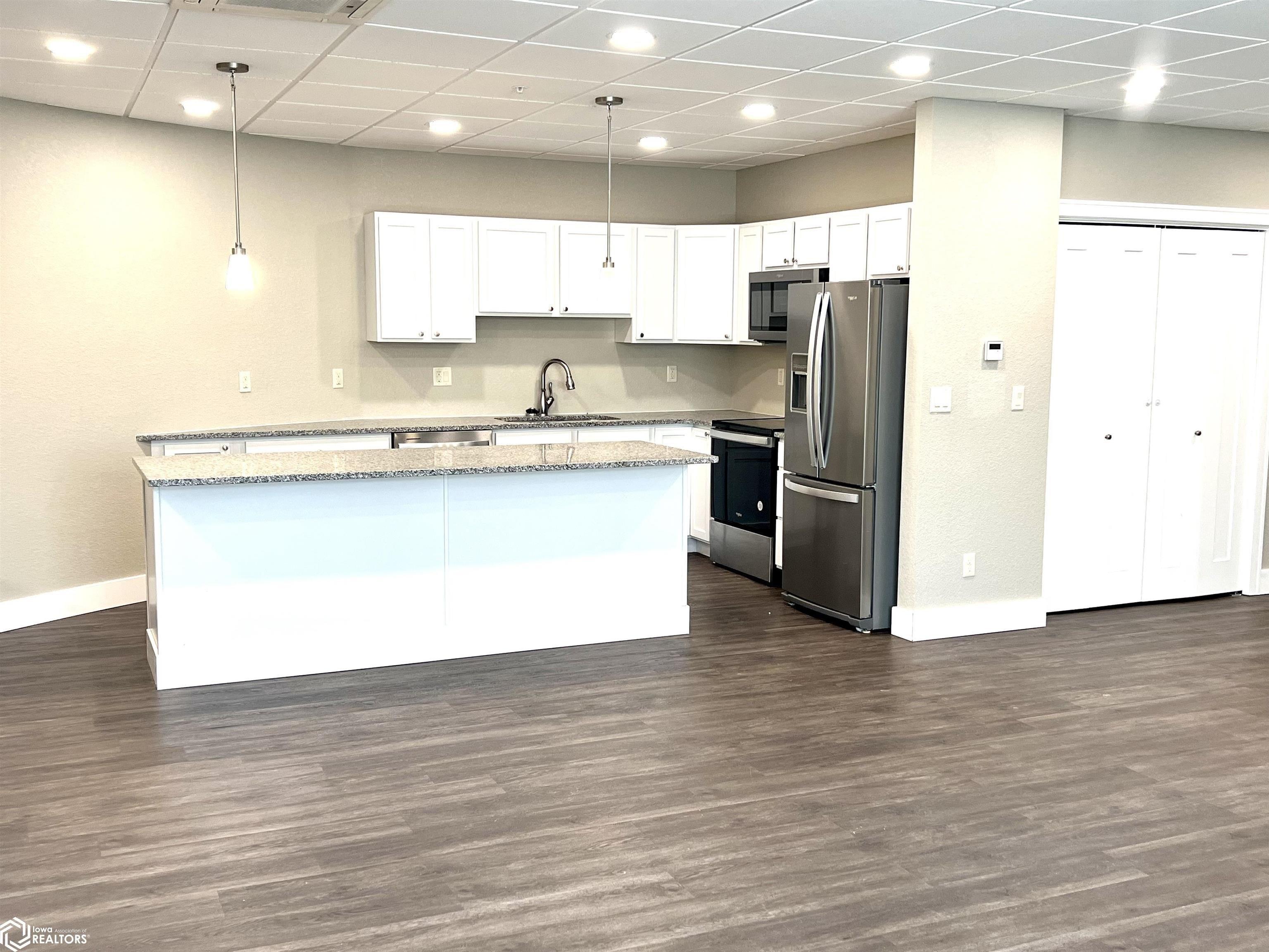 110 Rocksylvania Ave Unit 102 102, Iowa Falls, IA 50126 - MLS# 6332763 | CENTURY 21