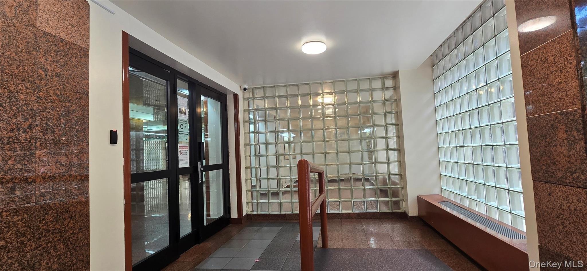 94-11 60th Avenue unit: 4A 4A, Elmhurst, NY 11373 - MLS# 917909 | CENTURY 21