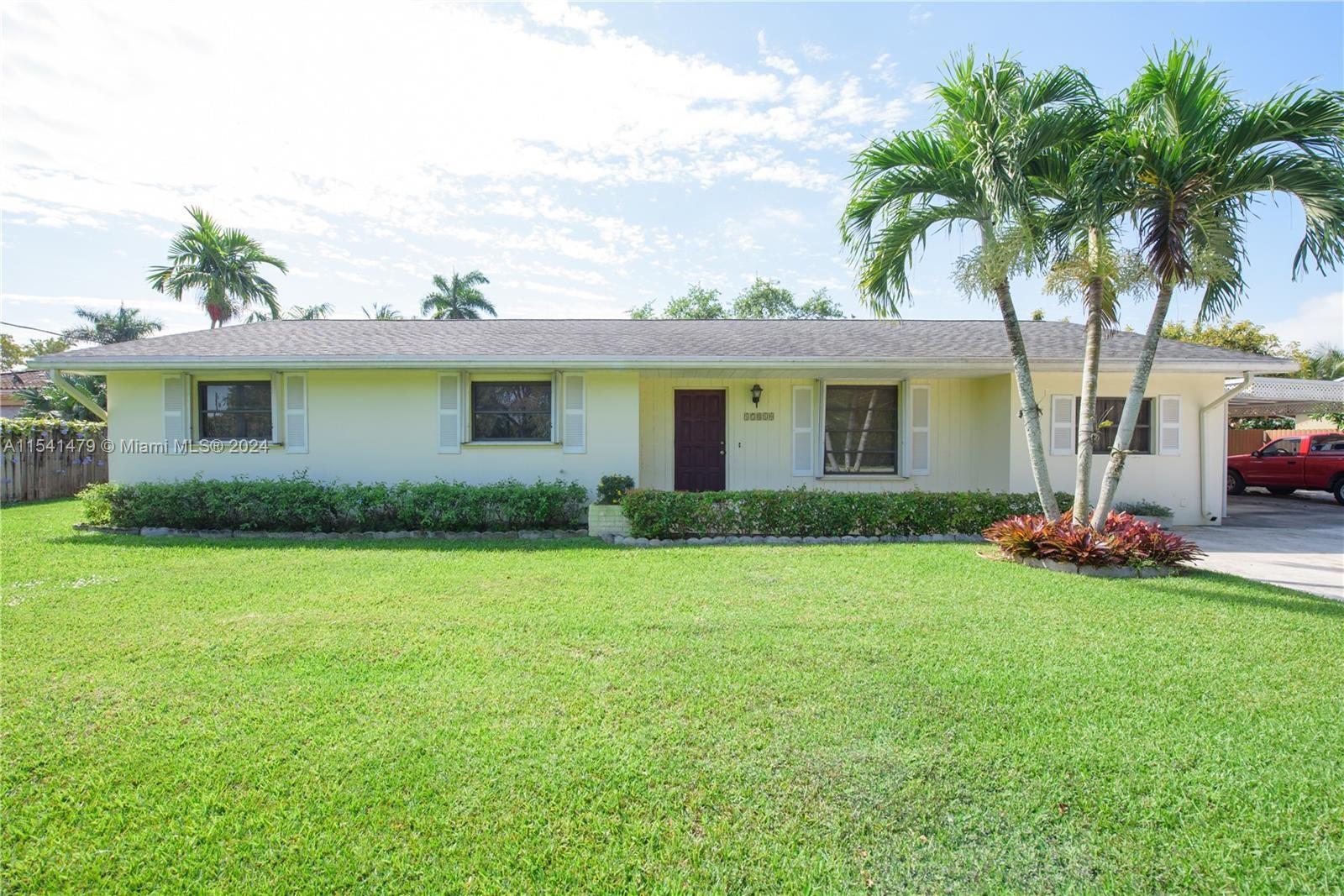 17810 SW 175th St, Miami, FL 33187 - MLS# A11541479 | CENTURY 21