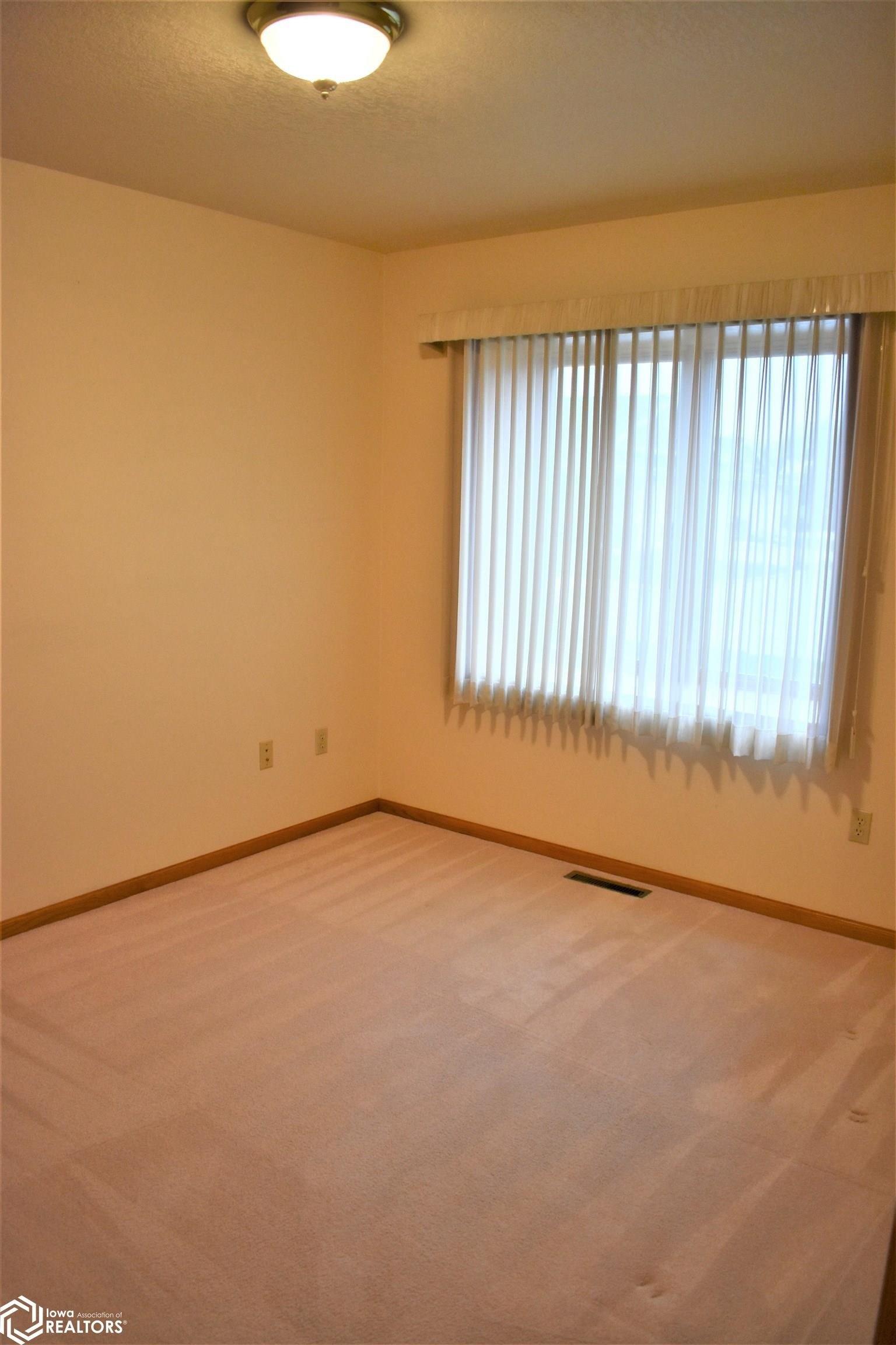 412 Polk Street, Iowa Falls, IA 50126 - MLS# 6333853 | CENTURY 21