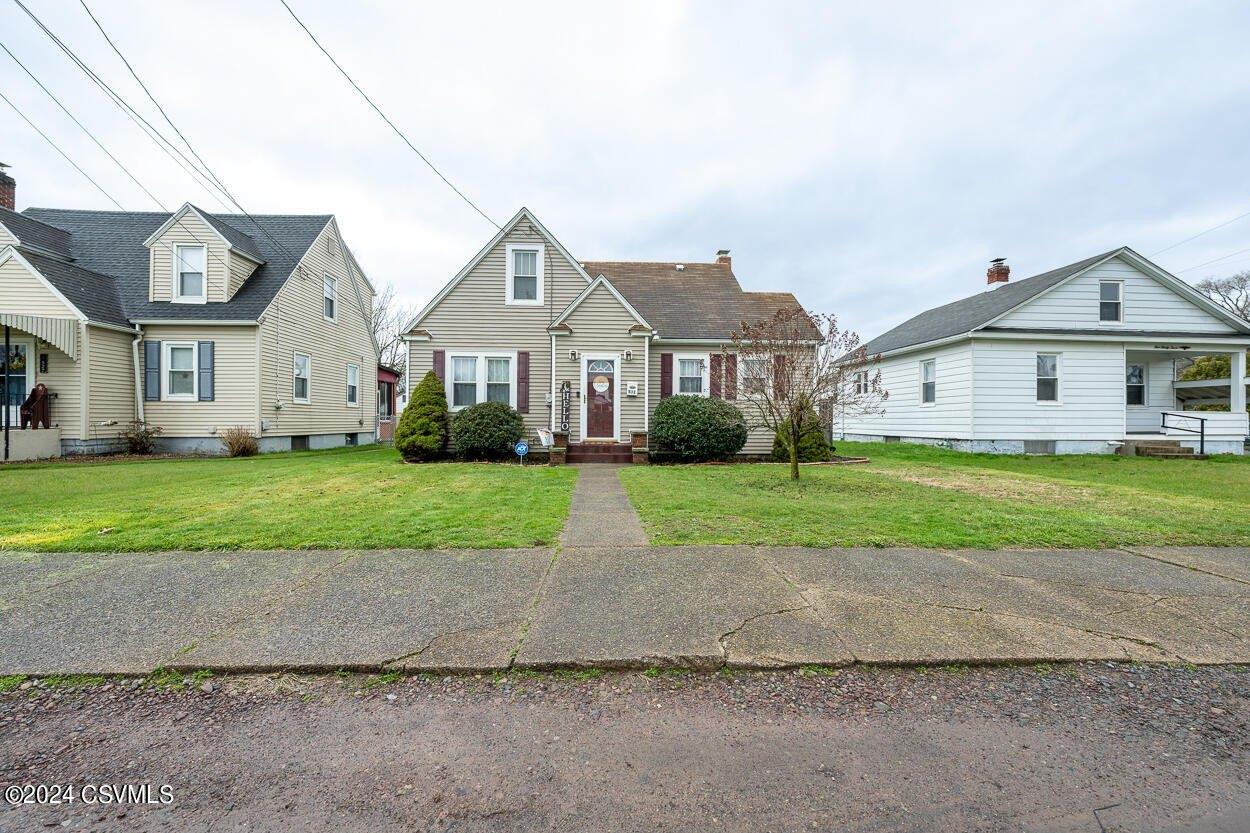 531 N WARREN Street, Berwick, PA 18603 - MLS# 20-96765 | CENTURY 21