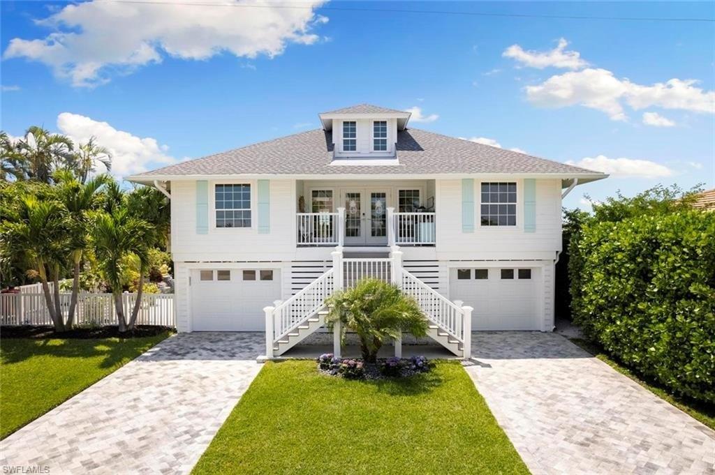 450 Pheasant CT, Marco Island, FL 34145 - MLS# 224035364 | CENTURY 21